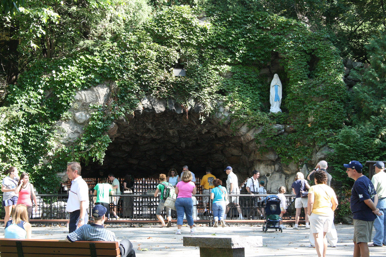 Notre Dame, IN: University of Notre Dame – Lourdes Grottos of North America