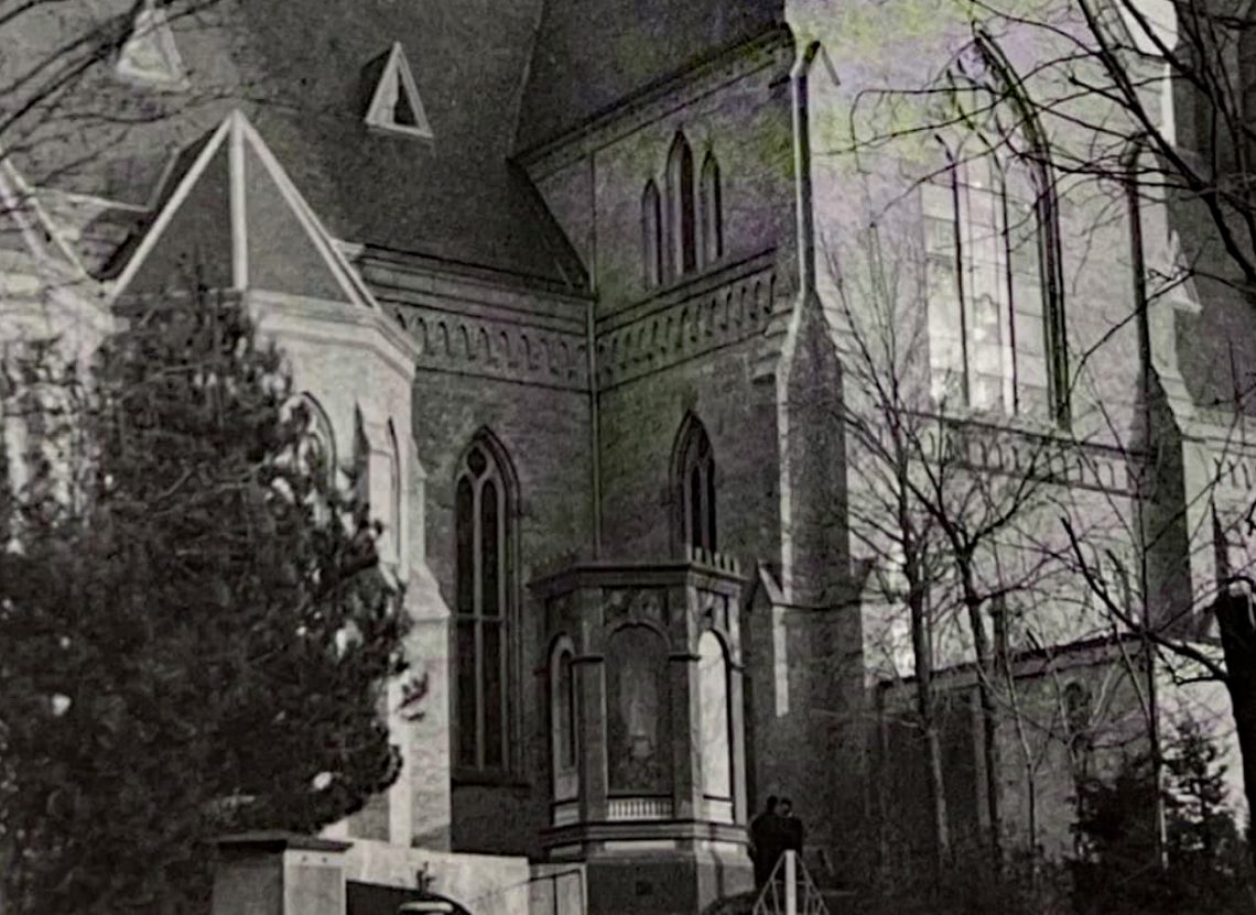 Notre Dame, IN: University of Notre Dame – Lourdes Grottos of North America